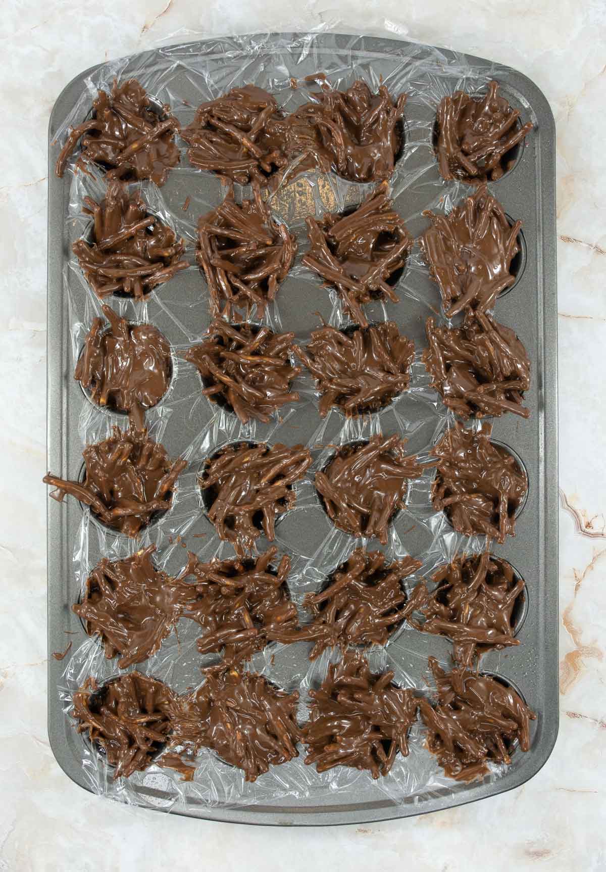Easy Chocolate Bird’s Nest Cookies – No-Bake Easter Treat
