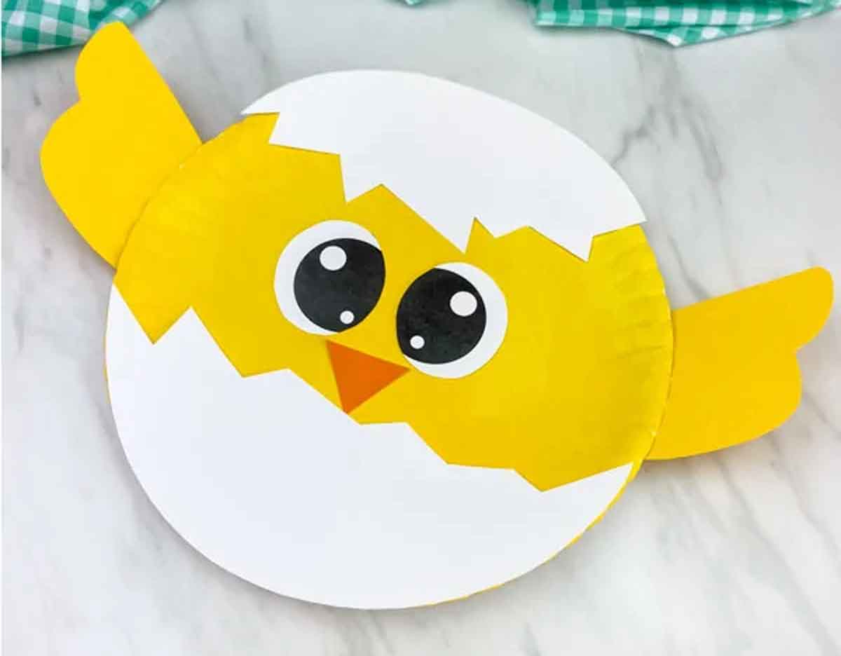 27 Cute Easter Chicks Crafts for Kids You'll Want to Keep