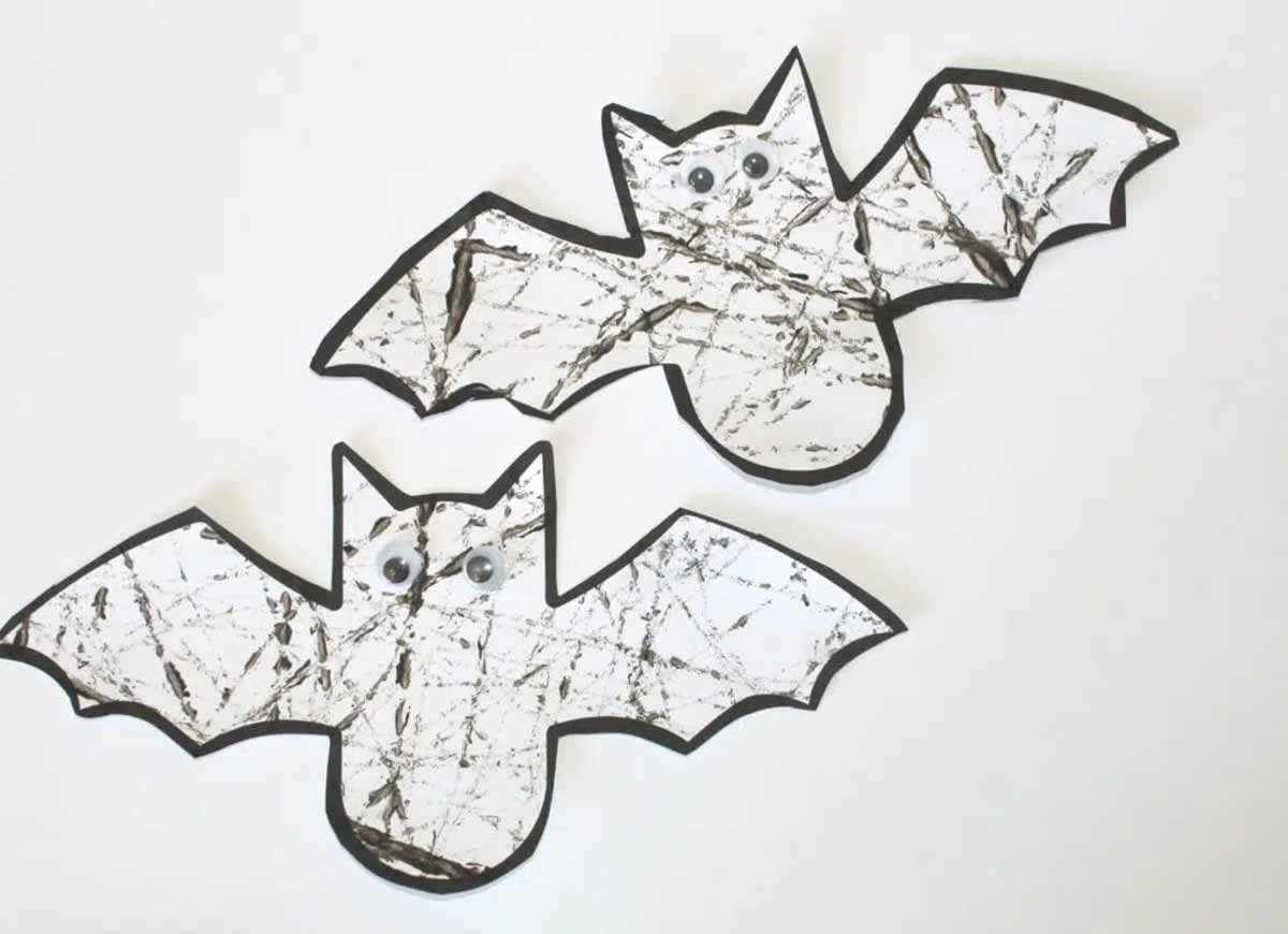 25 Fang-tastic Halloween Bat Crafts Kids will go Batty For