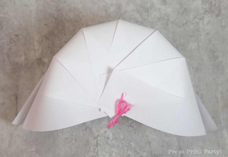 Make the Cutest Pilgrim Bonnet with Just Paper