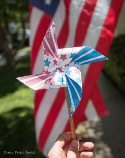 Retro Patriotic Pinwheel Craft with Free Printable Template