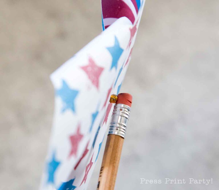 Retro Patriotic Pinwheel Craft with Free Printable Template